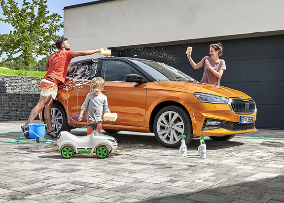 Official Skoda Auto E-shop | Quality car accessories and gifts